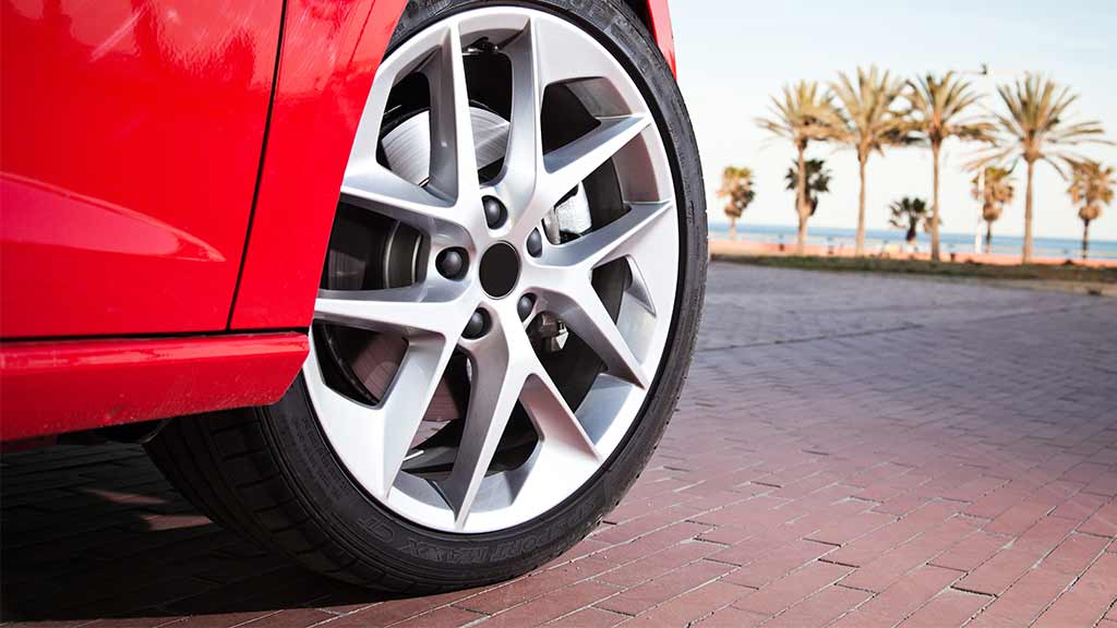 Low-profile tyres – pros and cons