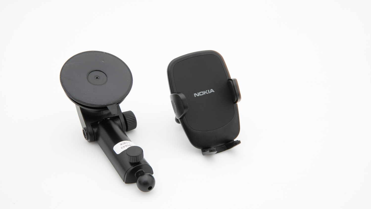 What to look for in a car phone holder