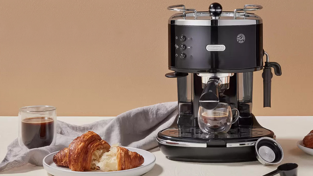 Aldi is selling $149 espresso machines this week, but should you buy one?